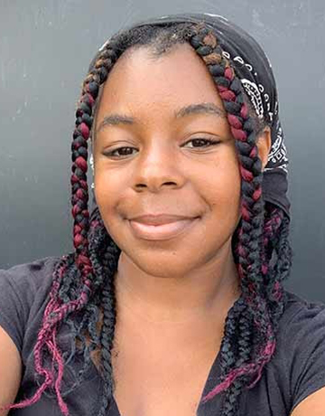 Tisa, student worker | Rhode Island College